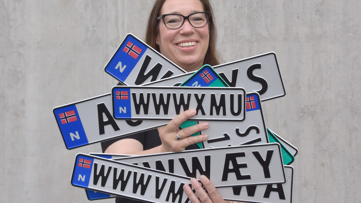 Nå kan du snart få personlig bilskilt i flere størrelser - Eikernytt.no