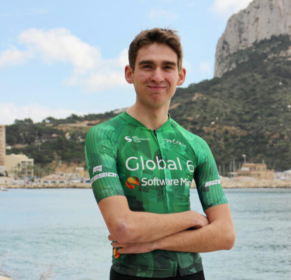 Eiker CK syklisten Mads Leander Fredriksen signerte for Global6 Cycling Team - Eikernytt.no