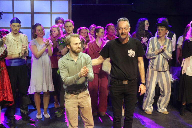 Ny suksess for NEBUT med Peter Pan i egen versjon - Eikernytt.no